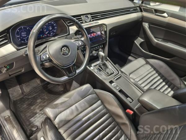 Pelēks Volkswagen Passat B8 2018 Rīga, ar dzinēja tilpumu 2.00 L un nobraukumu 261 tūkst. km par 17000 €, foto 8 vietnē AUTOMOTO.COM.LV