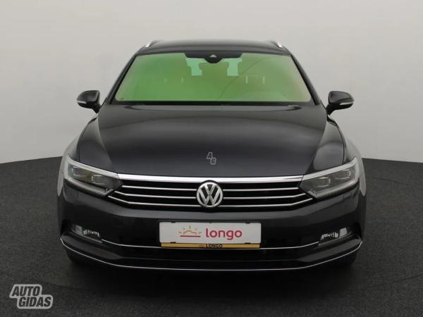 Pelēks Volkswagen Passat B8 2018 Viļņa, ar dzinēja tilpumu 1.60 L un nobraukumu 201 tūkst. km par 12999 €, foto 3 vietnē AUTOMOTO.COM.LV