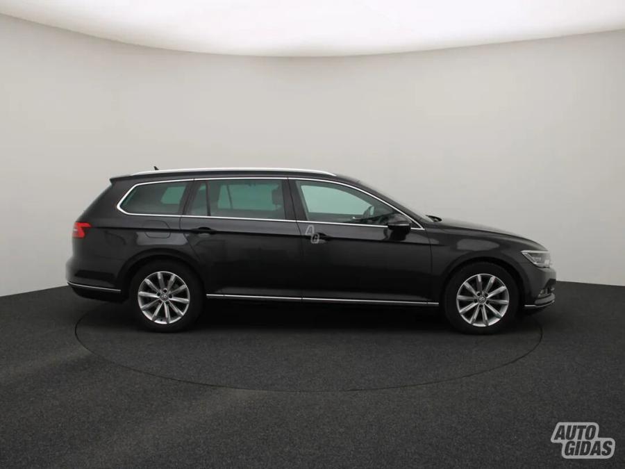 Pelēks Volkswagen Passat B8 2018 Viļņa, ar dzinēja tilpumu 1.60 L un nobraukumu 201 tūkst. km par 12999 €, foto 10 vietnē AUTOMOTO.COM.LV