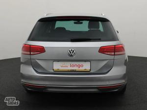 Grey Volkswagen Passat B8 2018 in Vilnius, with an engine capacity of 1.40 L and mileage of 172 thousand km for 12899 €, photo 6 on AUTOMOTO.COM.LV