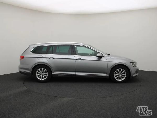 Grey Volkswagen Passat B8 2018 in Vilnius, with an engine capacity of 1.40 L and mileage of 172 thousand km for 12899 €, photo 9 on AUTOMOTO.COM.LV