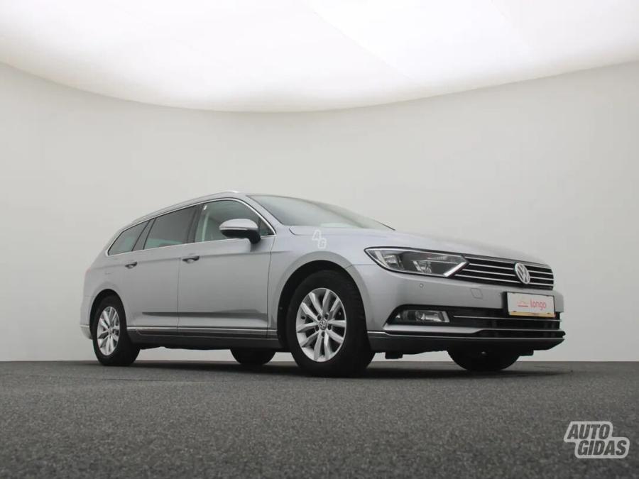 Grey Volkswagen Passat B8 2018 in Vilnius, with an engine capacity of 1.40 L and mileage of 172 thousand km for 12899 €, photo 12 on AUTOMOTO.COM.LV