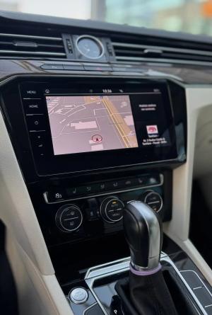 Grey Volkswagen Passat B8 2018 in Riga, with an engine capacity of 2.00 L and mileage of 217 thousand km for 14500 €, photo 22 on AUTOMOTO.COM.LV