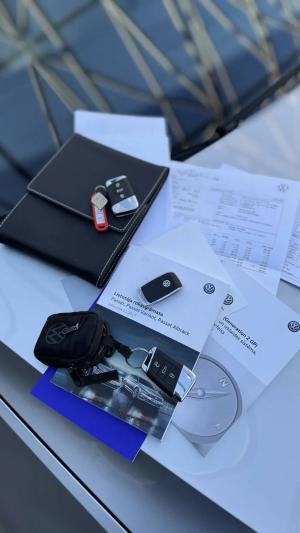 Grey Volkswagen Passat B8 2018 in Riga, with an engine capacity of 2.00 L and mileage of 217 thousand km for 14500 €, photo 32 on AUTOMOTO.COM.LV