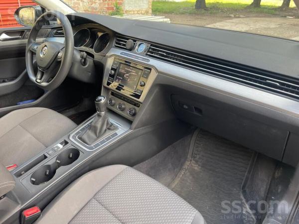 Grey Volkswagen Passat B8 2018 in Riga, with an engine capacity of 2.00 L and mileage of 143 thousand km for 11900 €, photo 8 on AUTOMOTO.COM.LV