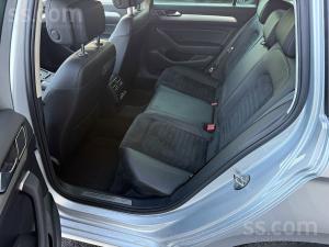 Pelēks Volkswagen Passat B8 2018 Rīga, ar dzinēja tilpumu 2.00 L un nobraukumu 269 tūkst. km par 14888 €, foto 16 vietnē AUTOMOTO.COM.LV