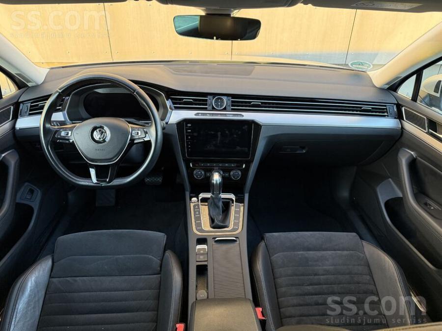 Pelēks Volkswagen Passat B8 2018 Rīga, ar dzinēja tilpumu 2.00 L un nobraukumu 269 tūkst. km par 14888 €, foto 18 vietnē AUTOMOTO.COM.LV