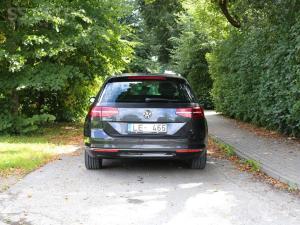 Pelēks Volkswagen Passat B8 2018 Rīga, ar dzinēja tilpumu 2.00 L un nobraukumu 203 tūkst. km par 13900 €, foto 7 vietnē AUTOMOTO.COM.LV