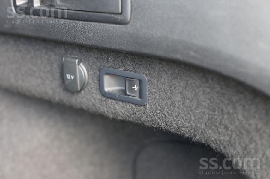 Pelēks Volkswagen Passat B8 2018 Rīga, ar dzinēja tilpumu 2.00 L un nobraukumu 203 tūkst. km par 13900 €, foto 14 vietnē AUTOMOTO.COM.LV