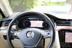 Pelēks Volkswagen Passat B8 2018 Rīga, ar dzinēja tilpumu 2.00 L un nobraukumu 203 tūkst. km par 13900 €, foto 16 vietnē AUTOMOTO.COM.LV