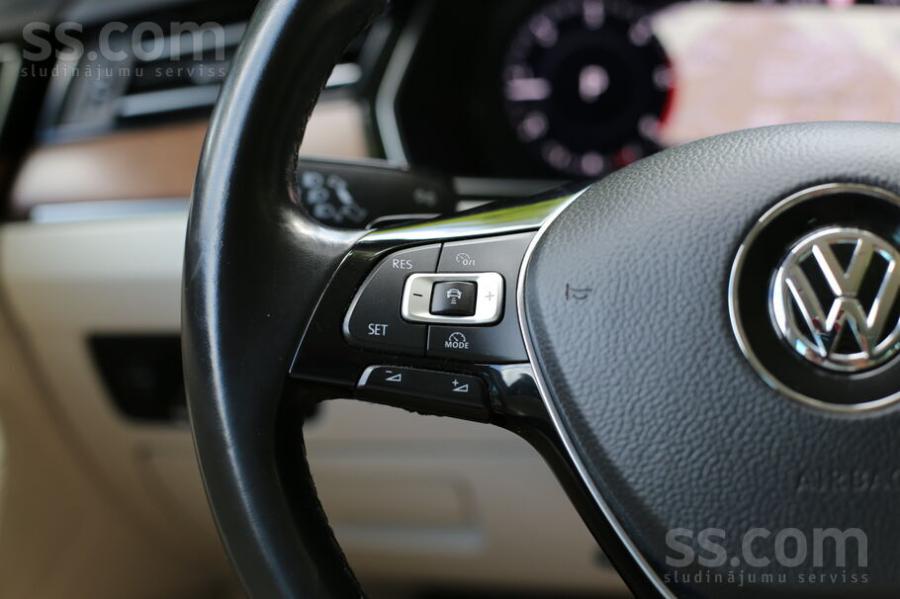 Pelēks Volkswagen Passat B8 2018 Rīga, ar dzinēja tilpumu 2.00 L un nobraukumu 203 tūkst. km par 13900 €, foto 17 vietnē AUTOMOTO.COM.LV
