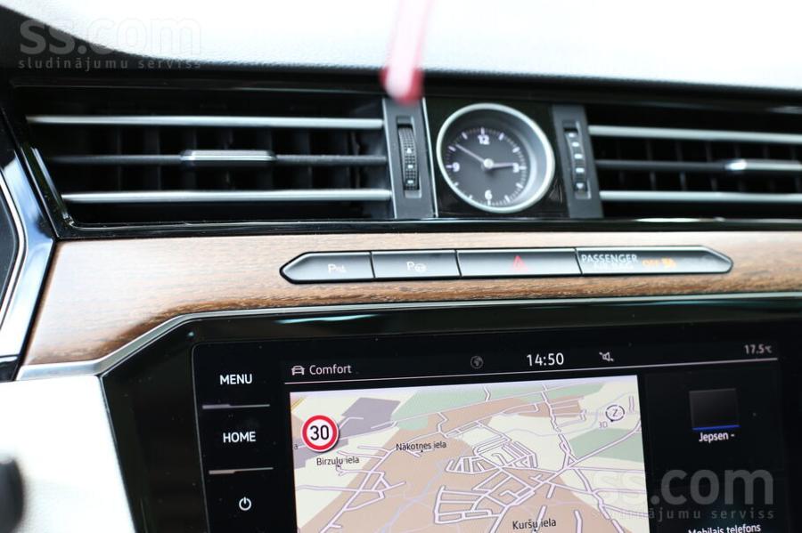 Pelēks Volkswagen Passat B8 2018 Rīga, ar dzinēja tilpumu 2.00 L un nobraukumu 203 tūkst. km par 13900 €, foto 18 vietnē AUTOMOTO.COM.LV