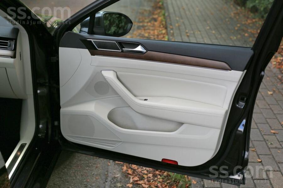 Pelēks Volkswagen Passat B8 2018 Rīga, ar dzinēja tilpumu 2.00 L un nobraukumu 203 tūkst. km par 13900 €, foto 25 vietnē AUTOMOTO.COM.LV