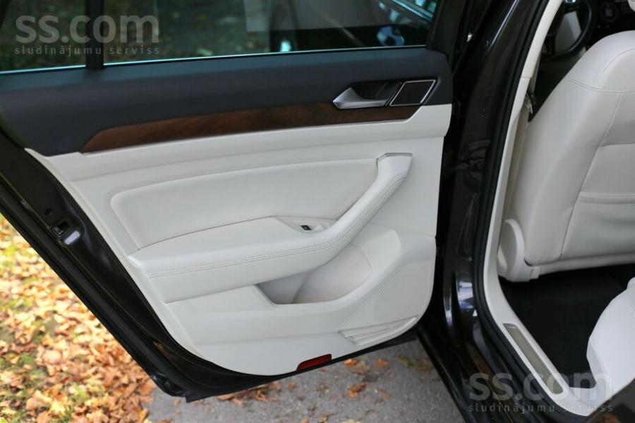 Pelēks Volkswagen Passat B8 2018 Rīga, ar dzinēja tilpumu 2.00 L un nobraukumu 203 tūkst. km par 13900 €, foto 26 vietnē AUTOMOTO.COM.LV