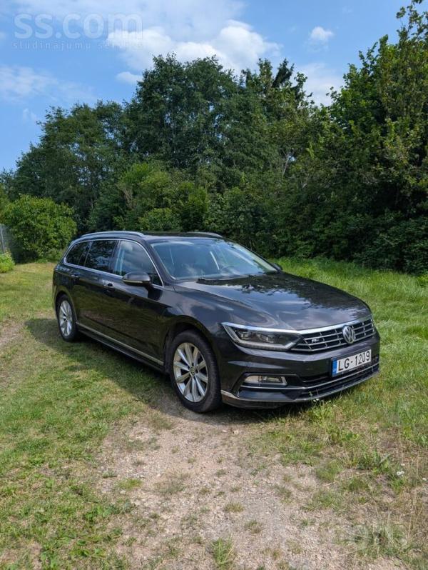 Grey Volkswagen Passat B8 2018 in Riga, with an engine capacity of 1.40 L and mileage of 174 thousand km for 12450 €, photo 1 on AUTOMOTO.COM.LV