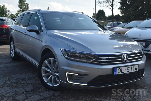 Grey Volkswagen Passat B8 2018 in Kuldiga, with an engine capacity of 1.40 L and mileage of 0 thousand km for 15350 €, photo 5 on AUTOMOTO.COM.LV