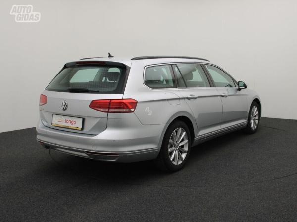 Grey Volkswagen Passat B8 2019 in Vilnius, with an engine capacity of 2.00 L and mileage of 219 thousand km for 13399 €, photo 8 on AUTOMOTO.COM.LV