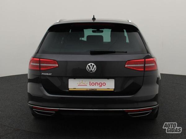 Grey Volkswagen Passat B8 2019 in Vilnius, with an engine capacity of 1.50 L and mileage of 191 thousand km for 15599 €, photo 5 on AUTOMOTO.COM.LV
