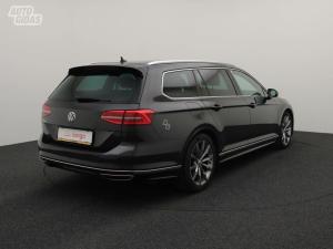 Grey Volkswagen Passat B8 2019 in Vilnius, with an engine capacity of 1.50 L and mileage of 191 thousand km for 15599 €, photo 8 on AUTOMOTO.COM.LV