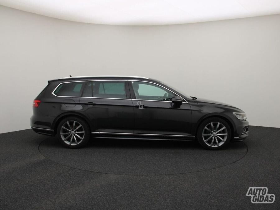 Grey Volkswagen Passat B8 2019 in Vilnius, with an engine capacity of 1.50 L and mileage of 191 thousand km for 15599 €, photo 9 on AUTOMOTO.COM.LV