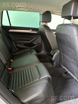 Grey Volkswagen Passat B8 2019 in Riga, with an engine capacity of 2.00 L and mileage of 214 thousand km for 13590 €, photo 19 on AUTOMOTO.COM.LV