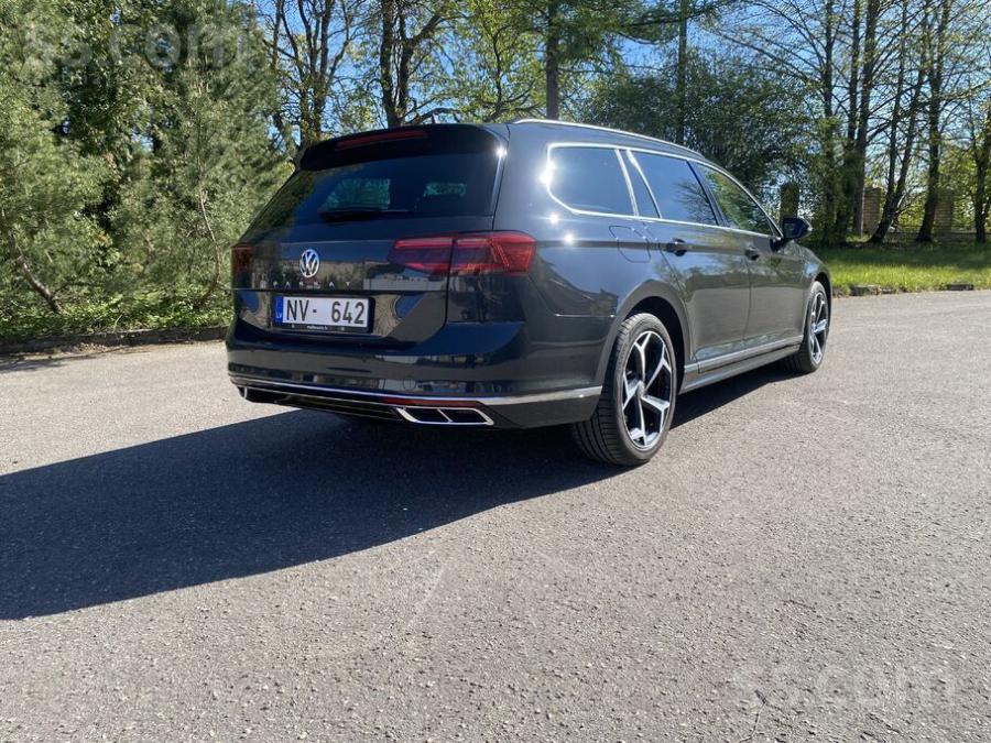 Grey Volkswagen Passat B8 2019 in Tukums, with an engine capacity of 1.60 L and mileage of 245 thousand km for 12700 €, photo 7 on AUTOMOTO.COM.LV