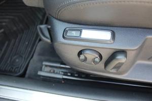 Grey Volkswagen Passat B8 2019 in Liepaja, with an engine capacity of 2.00 L and mileage of 255 thousand km for 14500 €, photo 10 on AUTOMOTO.COM.LV