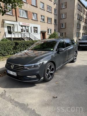 Grey Volkswagen Passat B8 2019 in Rezekne, with an engine capacity of 1.60 L and mileage of 253 thousand km for 11500 €, photo  on AUTOMOTO.COM.LV