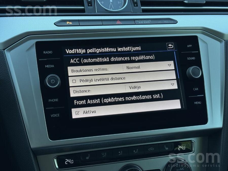 Grey Volkswagen Passat B8 2019 in Valmiera, with an engine capacity of 1.50 L and mileage of 167 thousand km for 13400 €, photo 19 on AUTOMOTO.COM.LV