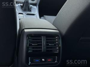 Grey Volkswagen Passat B8 2019 in Valmiera, with an engine capacity of 1.50 L and mileage of 167 thousand km for 13400 €, photo 23 on AUTOMOTO.COM.LV