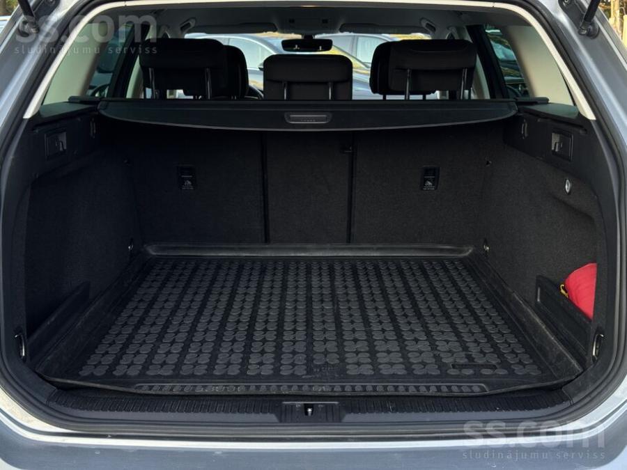 Grey Volkswagen Passat B8 2019 in Valmiera, with an engine capacity of 1.50 L and mileage of 167 thousand km for 13400 €, photo 24 on AUTOMOTO.COM.LV