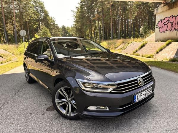 Grey Volkswagen Passat B8 2019 in Valmiera, with an engine capacity of 1.50 L and mileage of 202 thousand km for 12999 €, photo 3 on AUTOMOTO.COM.LV