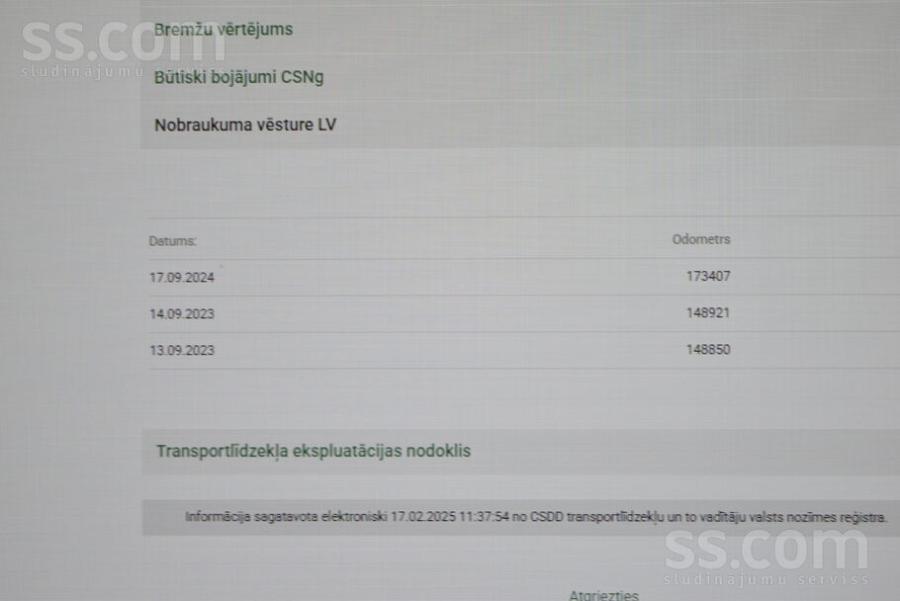 Серый Фольксваген Пассат Б8 2020 в Рига, объемом двигателя 2.00 л и пробегом 185 тыс. км за 100 €, фото 14 на AUTOMOTO.COM.LV