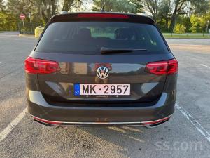 Pelēks Volkswagen Passat B8 2020 Rīga, ar dzinēja tilpumu 2.00 L un nobraukumu 187 tūkst. km par 18500 €, foto 4 vietnē AUTOMOTO.COM.LV