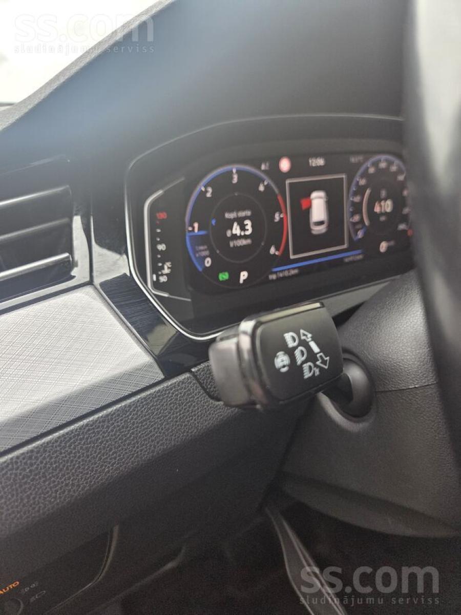 Pelēks Volkswagen Passat B8 2020 Rīga, ar dzinēja tilpumu 2.00 L un nobraukumu 142 tūkst. km par 18700 €, foto 19 vietnē AUTOMOTO.COM.LV