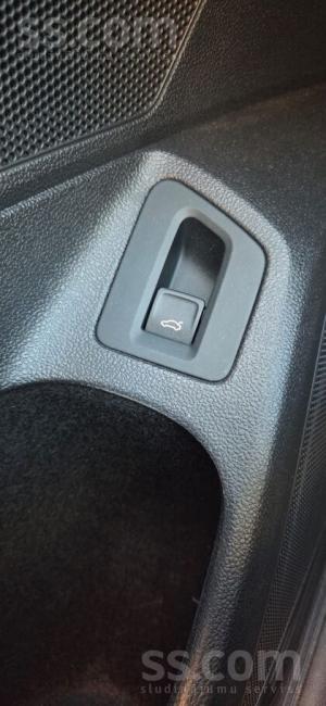 Pelēks Volkswagen Passat B8 2020 Jelgava, ar dzinēja tilpumu 2.00 L un nobraukumu 194 tūkst. km par 15499 €, foto 13 vietnē AUTOMOTO.COM.LV