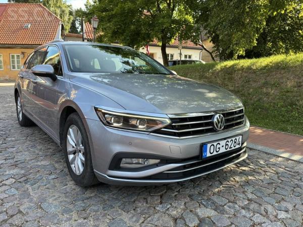 Pelēks Volkswagen Passat B8 2020 Cēsis, ar dzinēja tilpumu 2.00 L un nobraukumu 290 tūkst. km par 14900 €, foto 1 vietnē AUTOMOTO.COM.LV