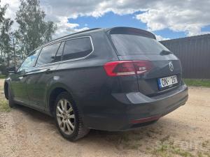 Grey Volkswagen Passat B8 2020 in Riga, with an engine capacity of 2.00 L and mileage of 455 thousand km for 9990 €, photo 5 on AUTOMOTO.COM.LV