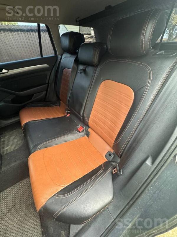 Grey Volkswagen Passat B8 2020 in Riga, with an engine capacity of 2.00 L and mileage of 455 thousand km for 9990 €, photo 7 on AUTOMOTO.COM.LV