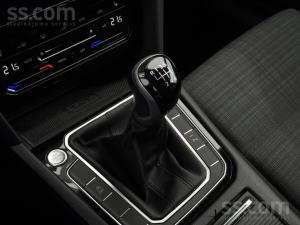 Pelēks Volkswagen Passat B8 2020 Valmiera, ar dzinēja tilpumu 1.50 L un nobraukumu 112 tūkst. km par 17900 €, foto 15 vietnē AUTOMOTO.COM.LV