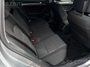 Pelēks Volkswagen Passat B8 2020 Valmiera, ar dzinēja tilpumu 1.50 L un nobraukumu 112 tūkst. km par 17900 €, foto 23 vietnē AUTOMOTO.COM.LV