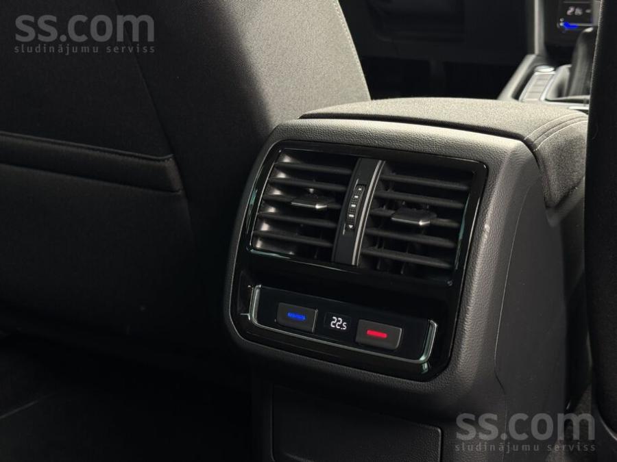 Pelēks Volkswagen Passat B8 2020 Valmiera, ar dzinēja tilpumu 1.50 L un nobraukumu 112 tūkst. km par 17900 €, foto 24 vietnē AUTOMOTO.COM.LV