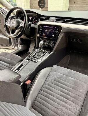 Grey Volkswagen Passat B8 2020 in Balvi, with an engine capacity of 2.00 L and mileage of 230 thousand km for 16450 €, photo 9 on AUTOMOTO.COM.LV