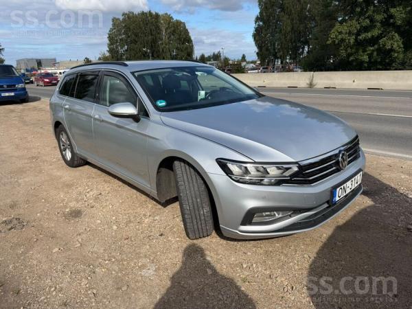 Grey Volkswagen Passat B8 2020 in Riga, with an engine capacity of 2.00 L and mileage of 311 thousand km for 11200 €, photo 5 on AUTOMOTO.COM.LV