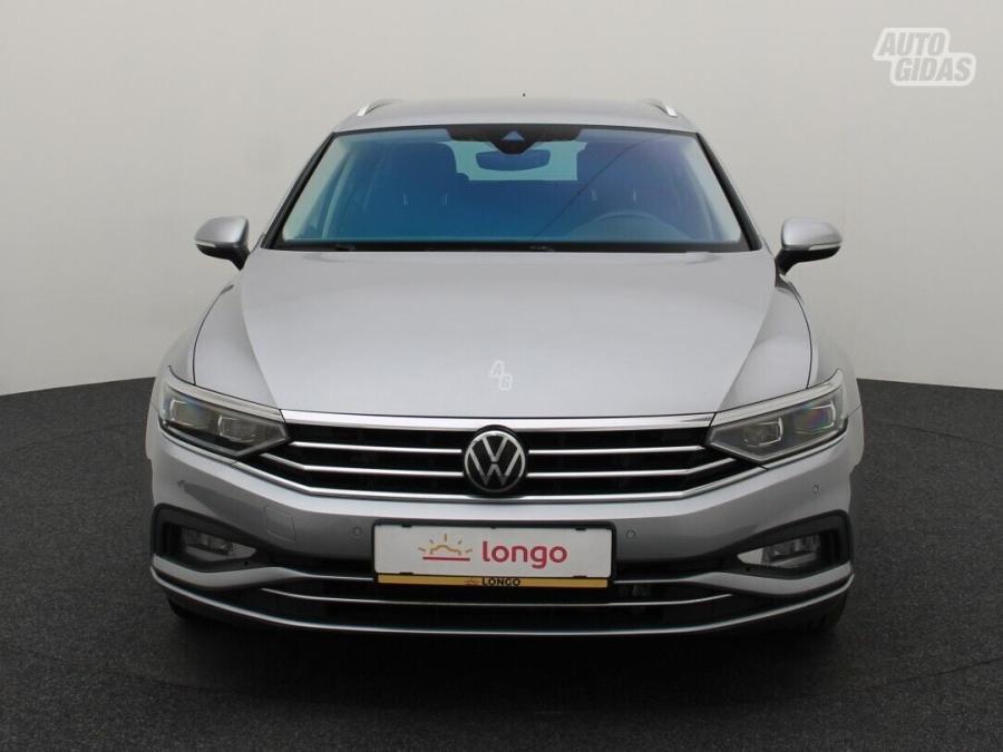 Grey Volkswagen Passat B8 2021 in Vilnius, with an engine capacity of 2.00 L and mileage of 177 thousand km for 17199 €, photo 3 on AUTOMOTO.COM.LV
