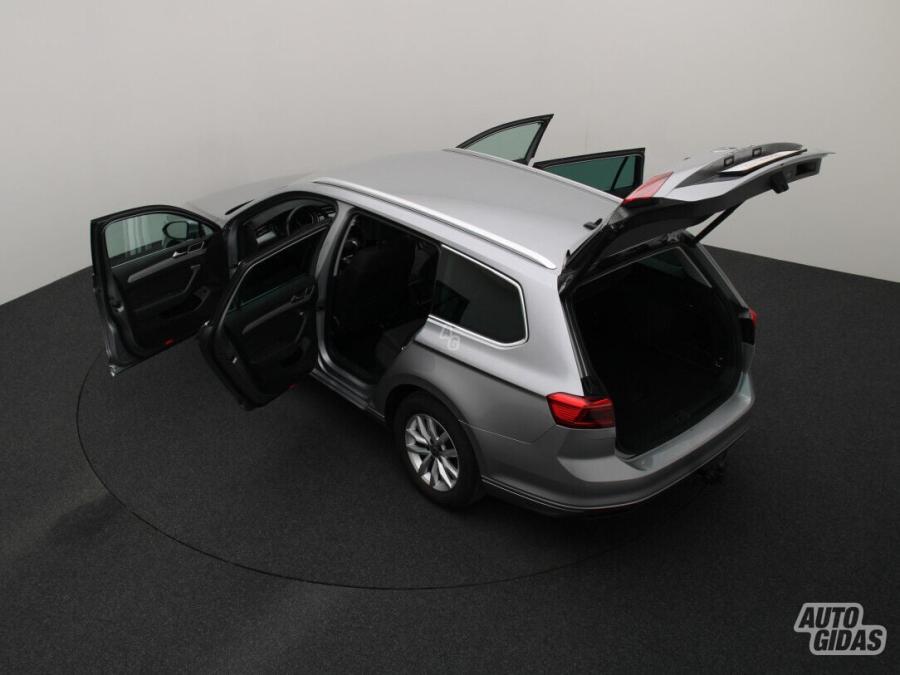 Grey Volkswagen Passat B8 2021 in Vilnius, with an engine capacity of 2.00 L and mileage of 177 thousand km for 17199 €, photo 13 on AUTOMOTO.COM.LV