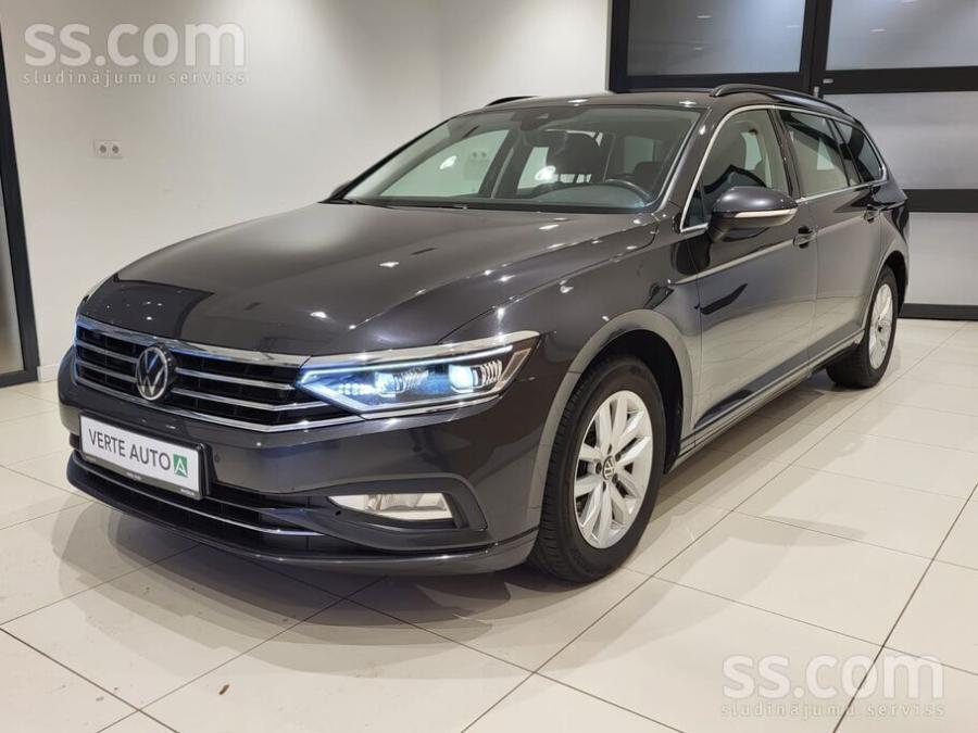 Grey Volkswagen Passat B8 2021 in Riga, with an engine capacity of 2.00 L and mileage of 215 thousand km for 15990 €, photo 3 on AUTOMOTO.COM.LV