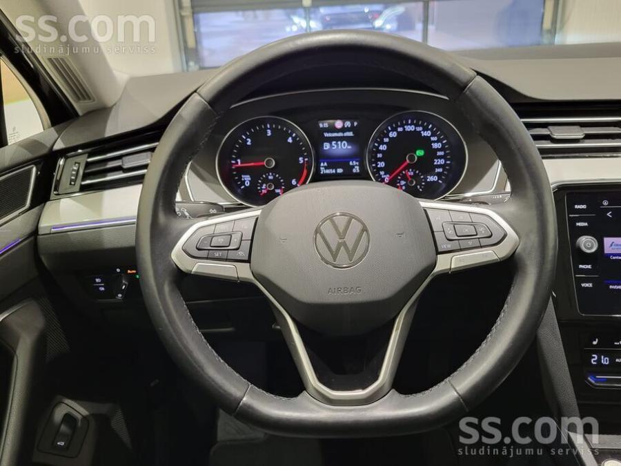 Grey Volkswagen Passat B8 2021 in Riga, with an engine capacity of 2.00 L and mileage of 215 thousand km for 15990 €, photo 8 on AUTOMOTO.COM.LV