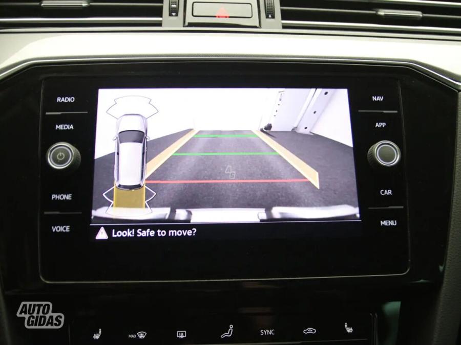 Pelēks Volkswagen Passat B8 2021 Viļņa, ar dzinēja tilpumu 1.50 L un nobraukumu 203 tūkst. km par 15299 €, foto 26 vietnē AUTOMOTO.COM.LV