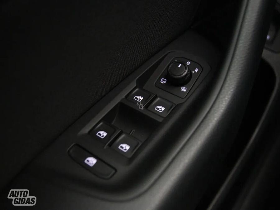 Pelēks Volkswagen Passat B8 2021 Viļņa, ar dzinēja tilpumu 1.50 L un nobraukumu 203 tūkst. km par 15299 €, foto 27 vietnē AUTOMOTO.COM.LV